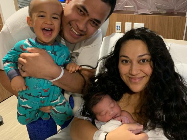 90 Day Fiance's Kalani and Asuelu Welcome Second Child | TLC.com