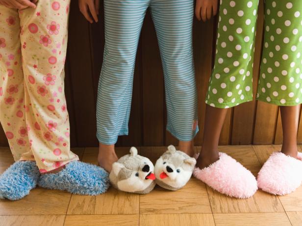 School Bans Pajamas | TLC.com