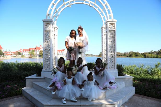 TLC's Moms | TLC.com