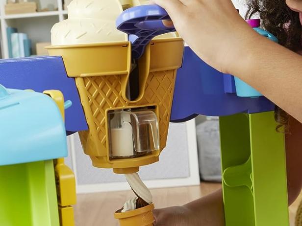 This This Play-Doh Ice Cream Truck Is my Son's Favorite Toy and the ...