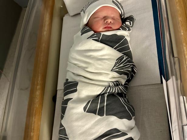 Love in Paradise: Meet Jessica and Juan's New Baby | TLC.com
