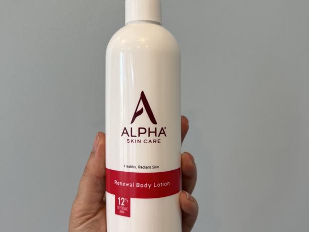 Alpha Skin Care Revitalizing Body Lotion Review 2024 | TLC.com