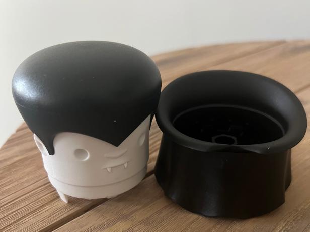 Ototo Gracula Garlic Crusher 2025 | TLC.com