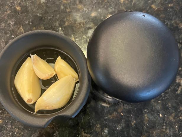 Ototo Gracula Garlic Crusher 2025 | TLC.com