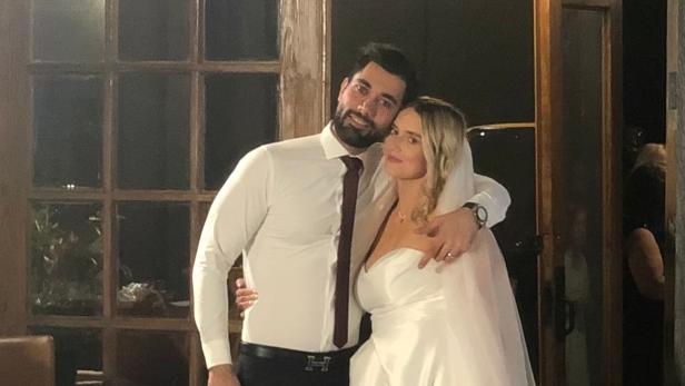 Stevi & Mahdi's 90 Day Fiance Wedding Photos | TLC.com