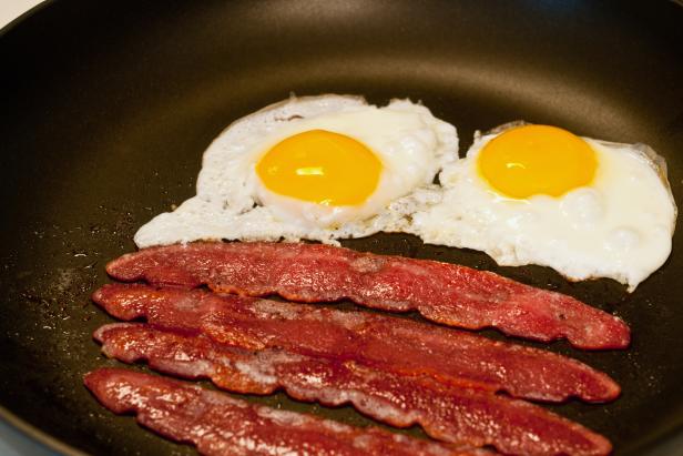 Healthy Swaps for Everyone's Favorite Food: Bacon | TLC.com